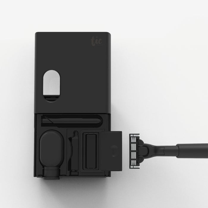 TIC Oral Care & Razor Kit - Black (Ready Stock) – Searching C MY